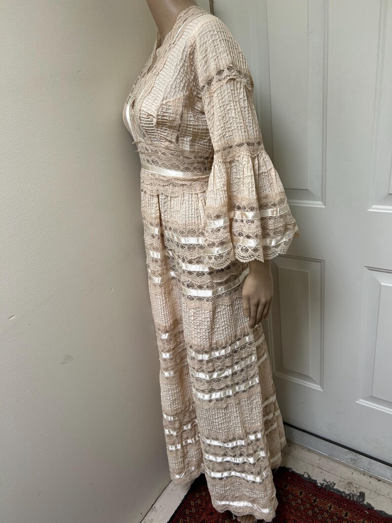 Vintage Maxi Dress Ecru Lace Ribbon Bell Angel Sleeves Ivory Gunne-ish ...