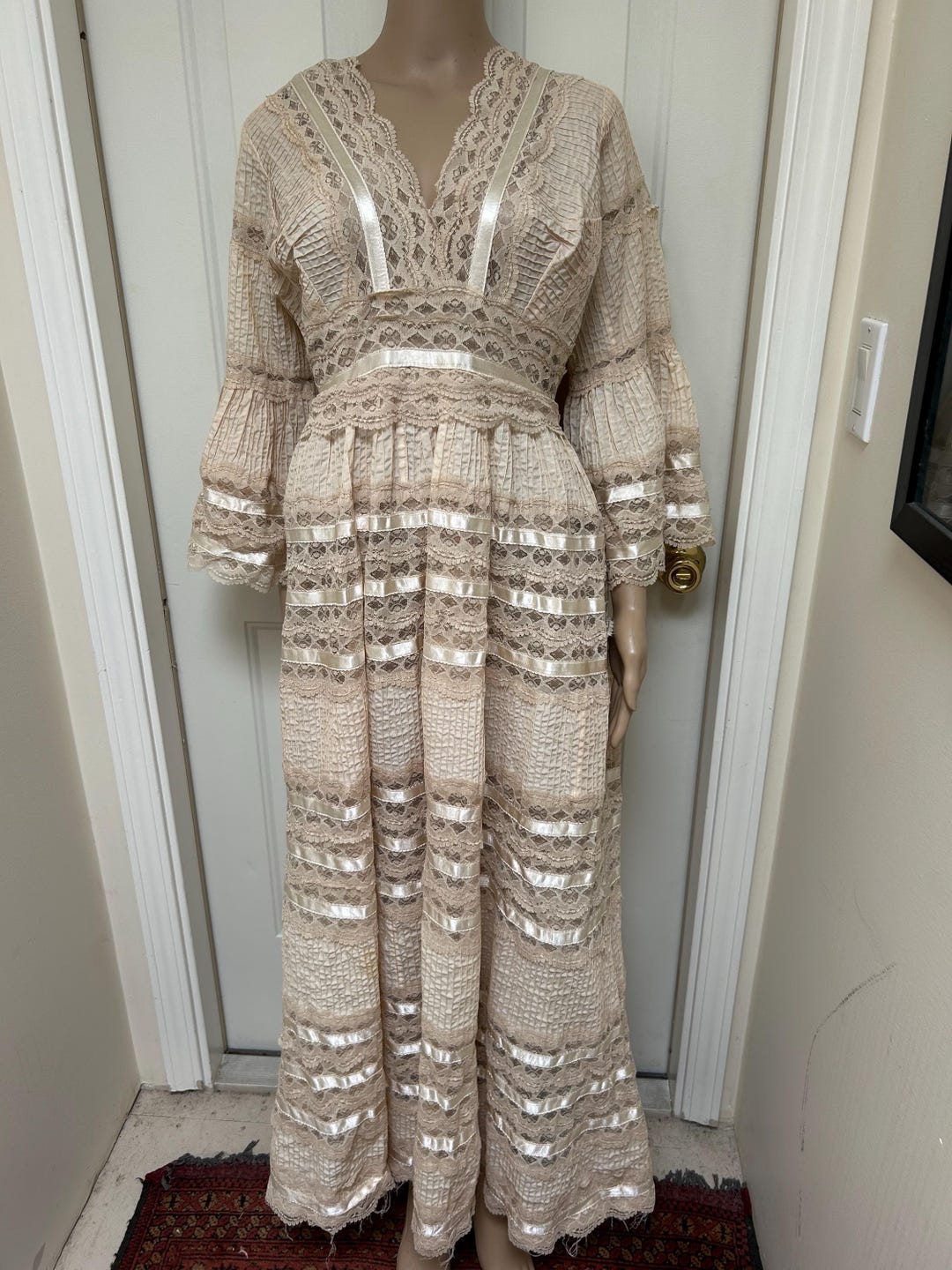 Vintage Maxi Dress Ecru Lace Ribbon Bell Angel Sleeves Ivory Gunne-ish ...