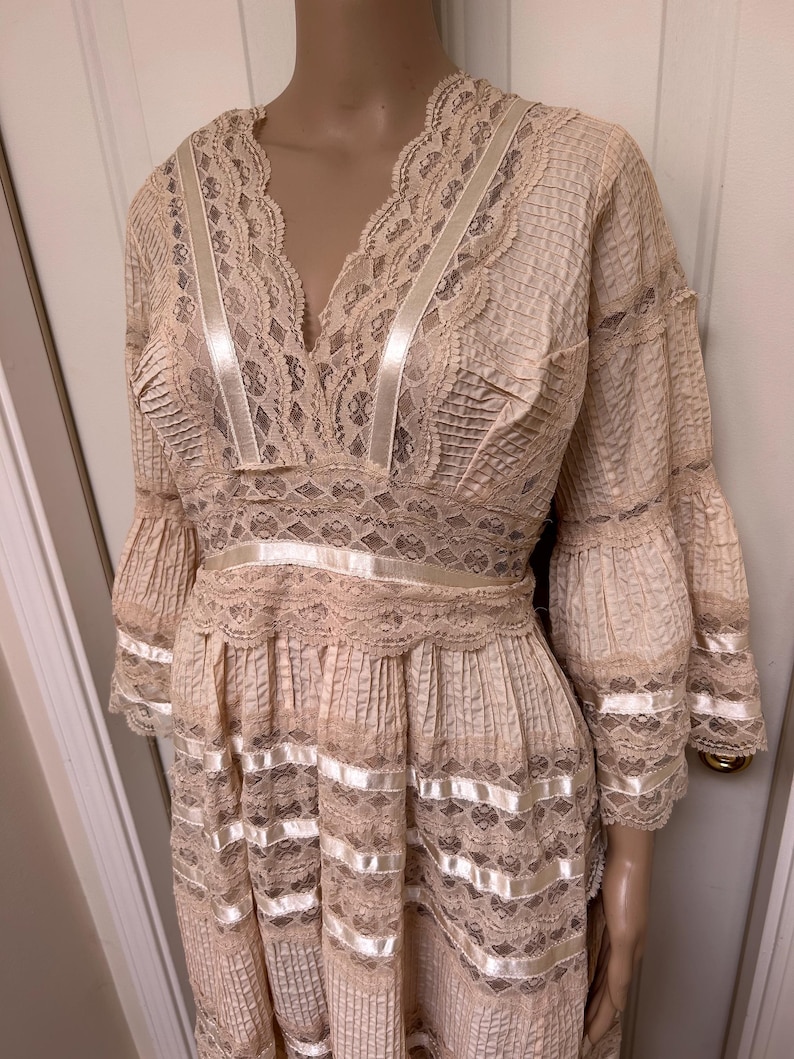 Vintage Maxi Dress Ecru Lace Ribbon Bell Angel Sleeves Ivory Gunne-ish ...
