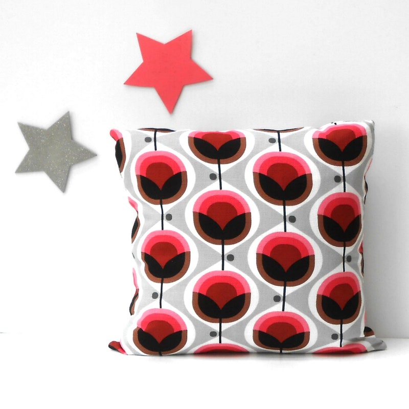 Mod Floral Pillow - Etsy