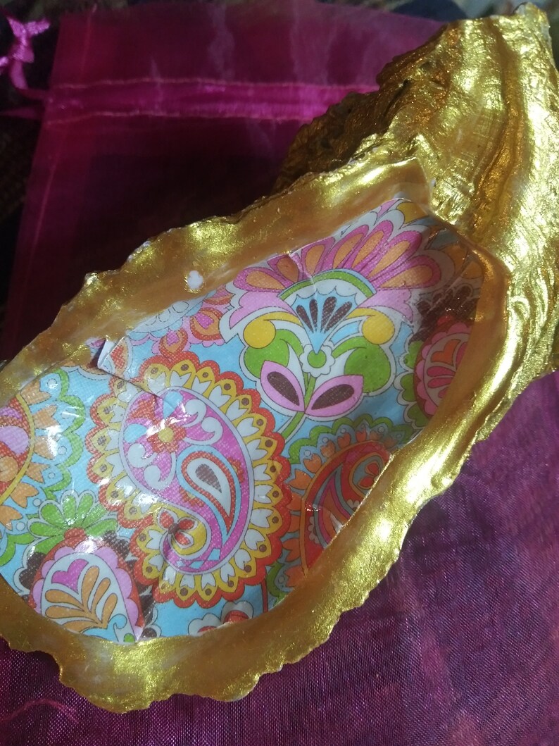 Pink Paisley Upcycled Oyster Shell Ring Trinket Dish Jewelry - Etsy