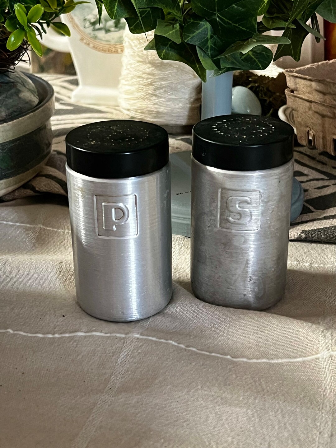 Retro Nostalgic Aluminum Diner Style Salt and Pepper Shakers Set ...