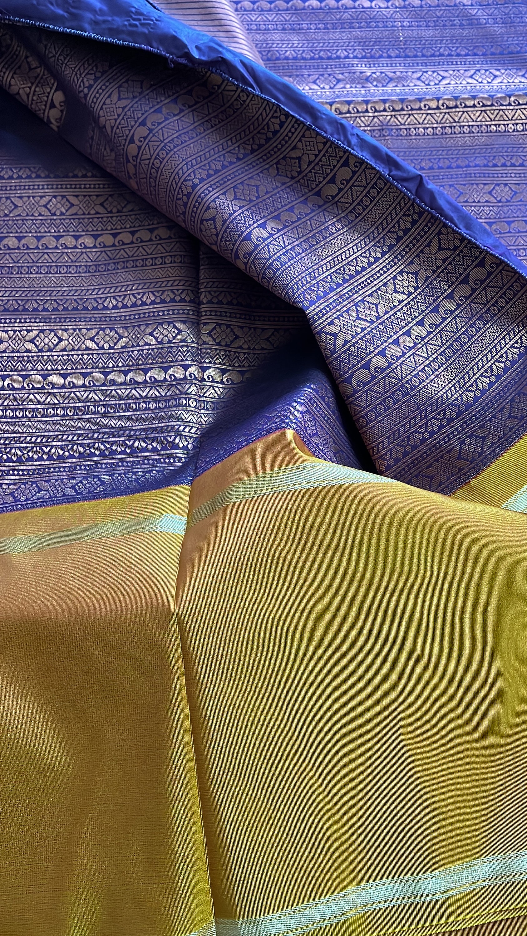 Pure Kanchi Pattu Powerloom Silk Saree Copper Zari,blouse Designed and ...