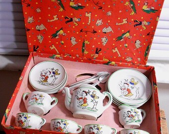 Donald Duck Tea Set - Etsy