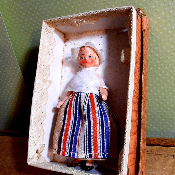 Hertwig - Etsy
