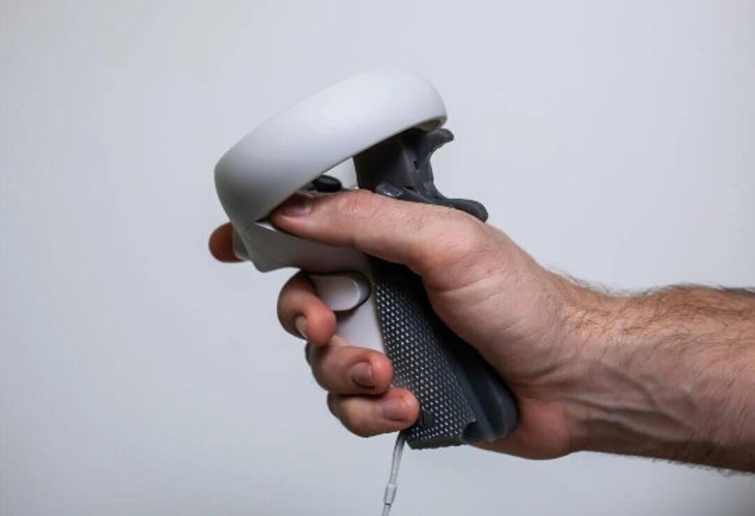 Meta Quest 2 Pistol Grip Attachment to Simulate Holding a Gun in VR Add ...