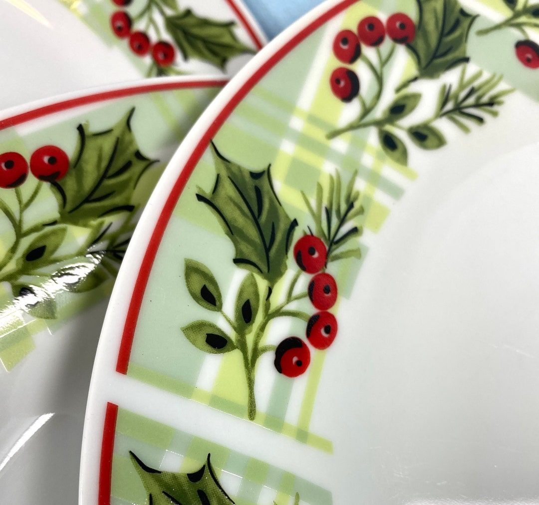 Christmas Dishes by Gibson Designs, Set of FOUR, Holly and Plaid 10 1/2 ...