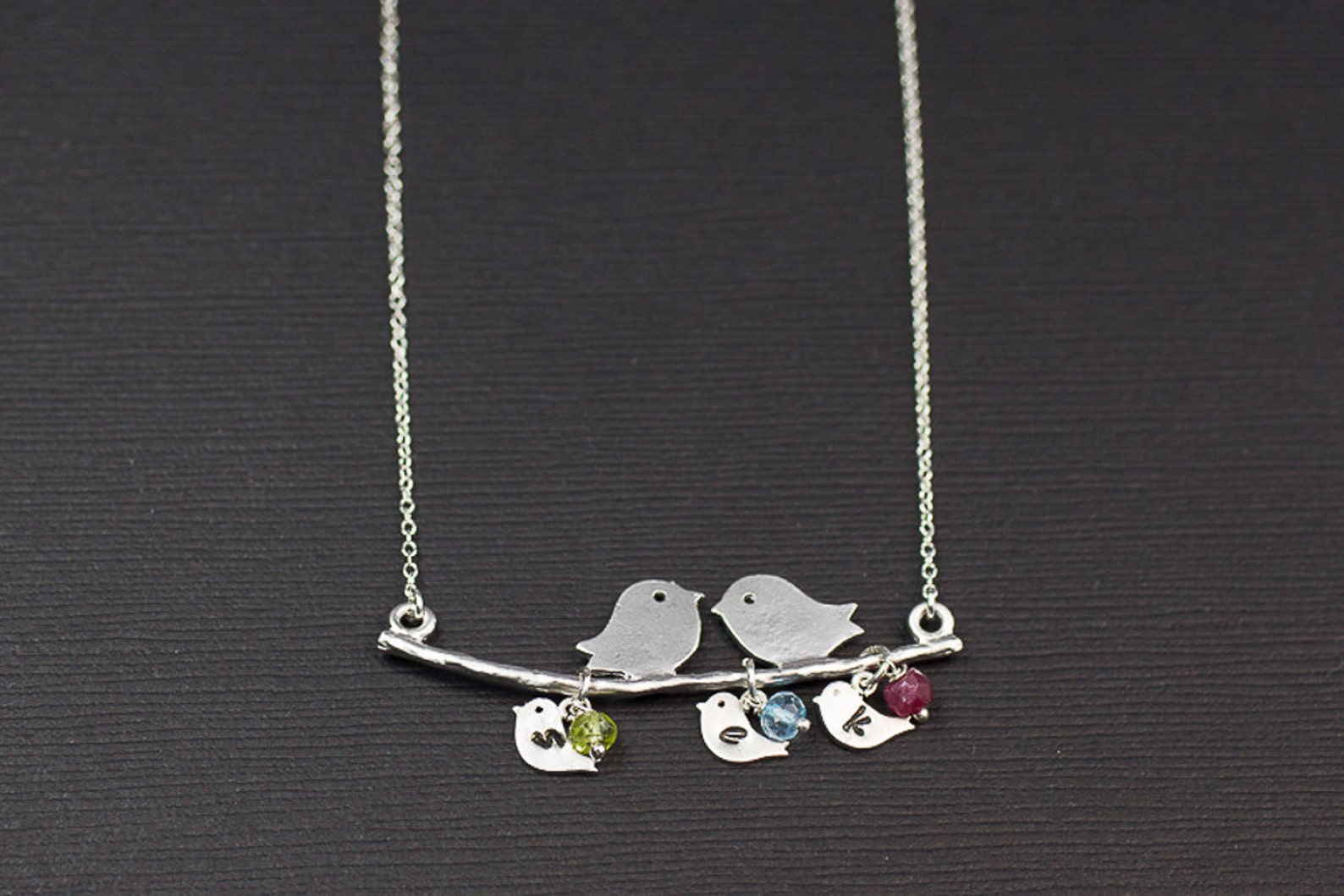 Mother Necklace. Personalized Birds Family Jewelry. Mom Birds - Etsy