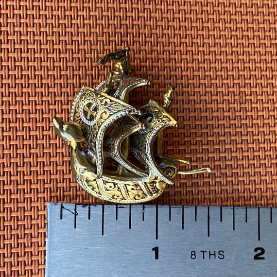 Vintage Damascene Spanish Galleon gold tone enamel br… - Gem