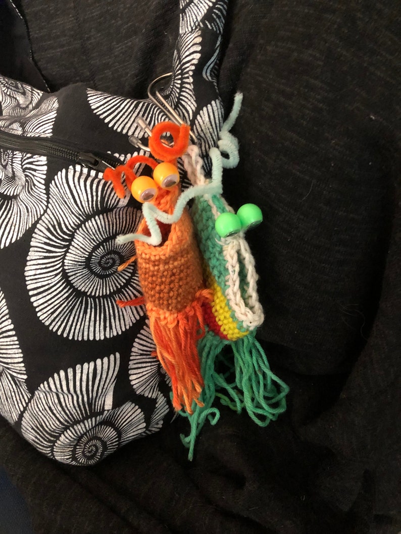 Yip Yip Monster Alien Crochet Friend Car Hanger Mini Purse Clip Backpack Buddy Crochet Pattern ...