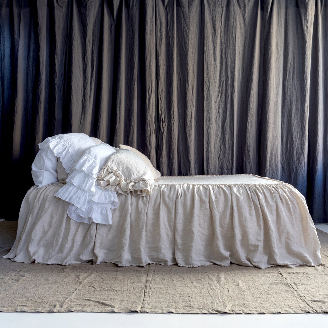 LINEN COVERLET Dust Ruffle .ruffled Linen Bedspread, Dust Ruffle ...