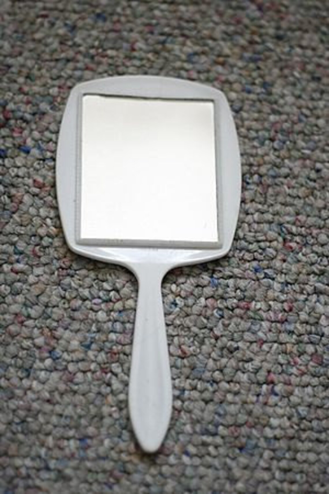 Barbie Mod Era Child's Hand Mirror, Barbie Projector PT Night Light ...