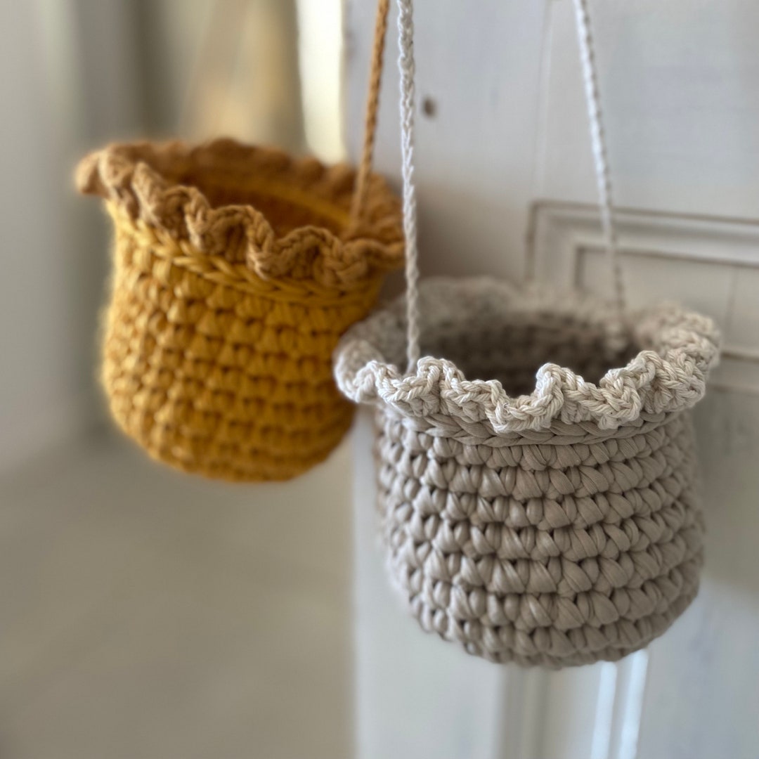 Crochet Wall Hanging Basket With Ruffle: Cottagecore Decor - Etsy