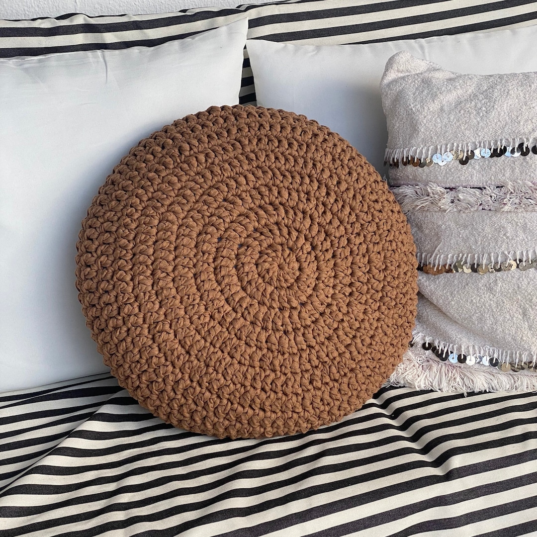 Round Crochet Pillow Cover, Recycled Chunky Cotton Cushion Pillowcase ...