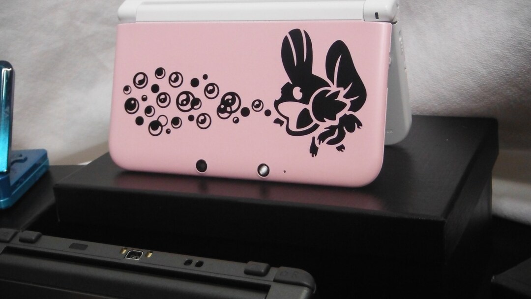 Mudkip Pokemon Vinyl Decal - Pokemon - Vinyl Decal, Gamer Gift, Car ...