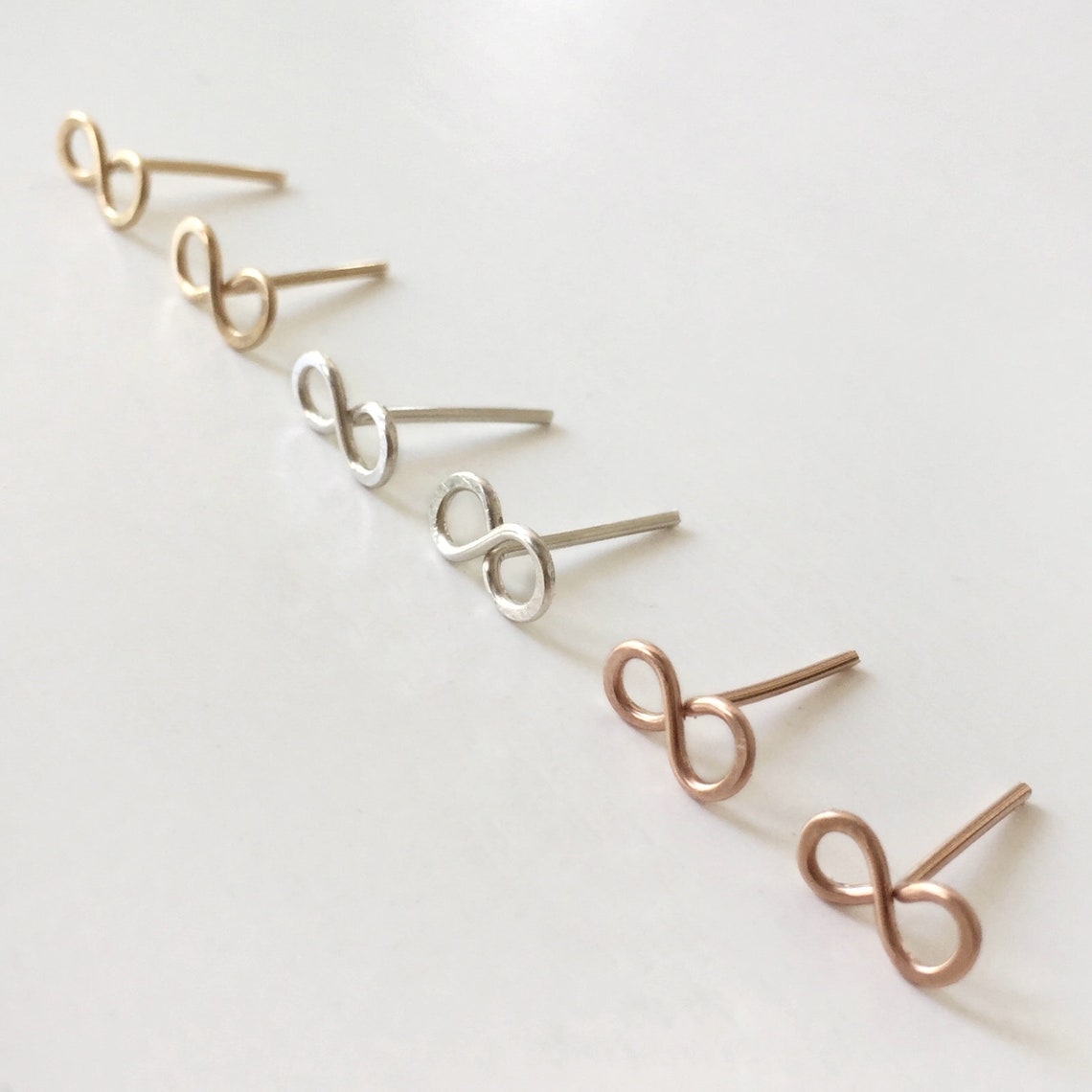 Simple Gold Earrings / Minimalist Gold Earrings / Bridesmaids - Etsy