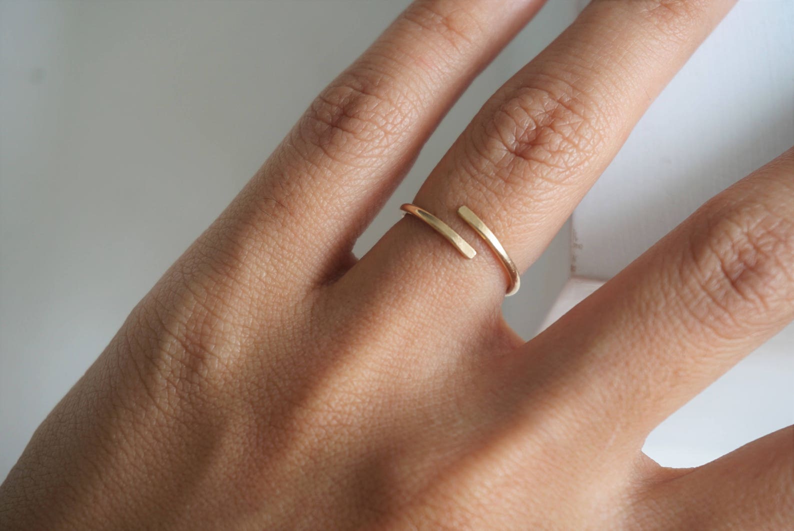 Simple Gold Ring . Overlap Ring . Dainty Gold Ring . | Etsy