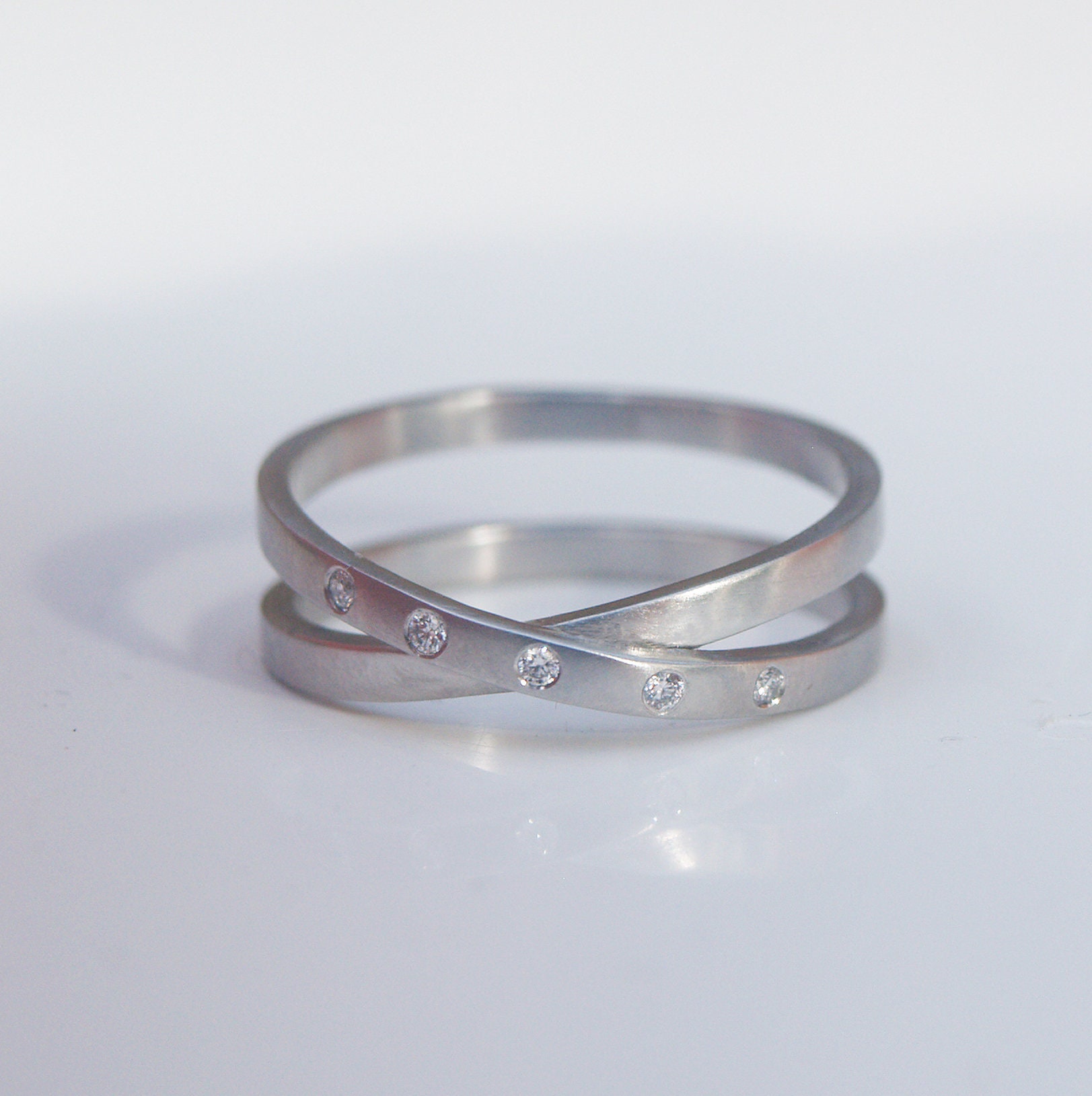 Platinum and Diamond Infinity Ring - Etsy