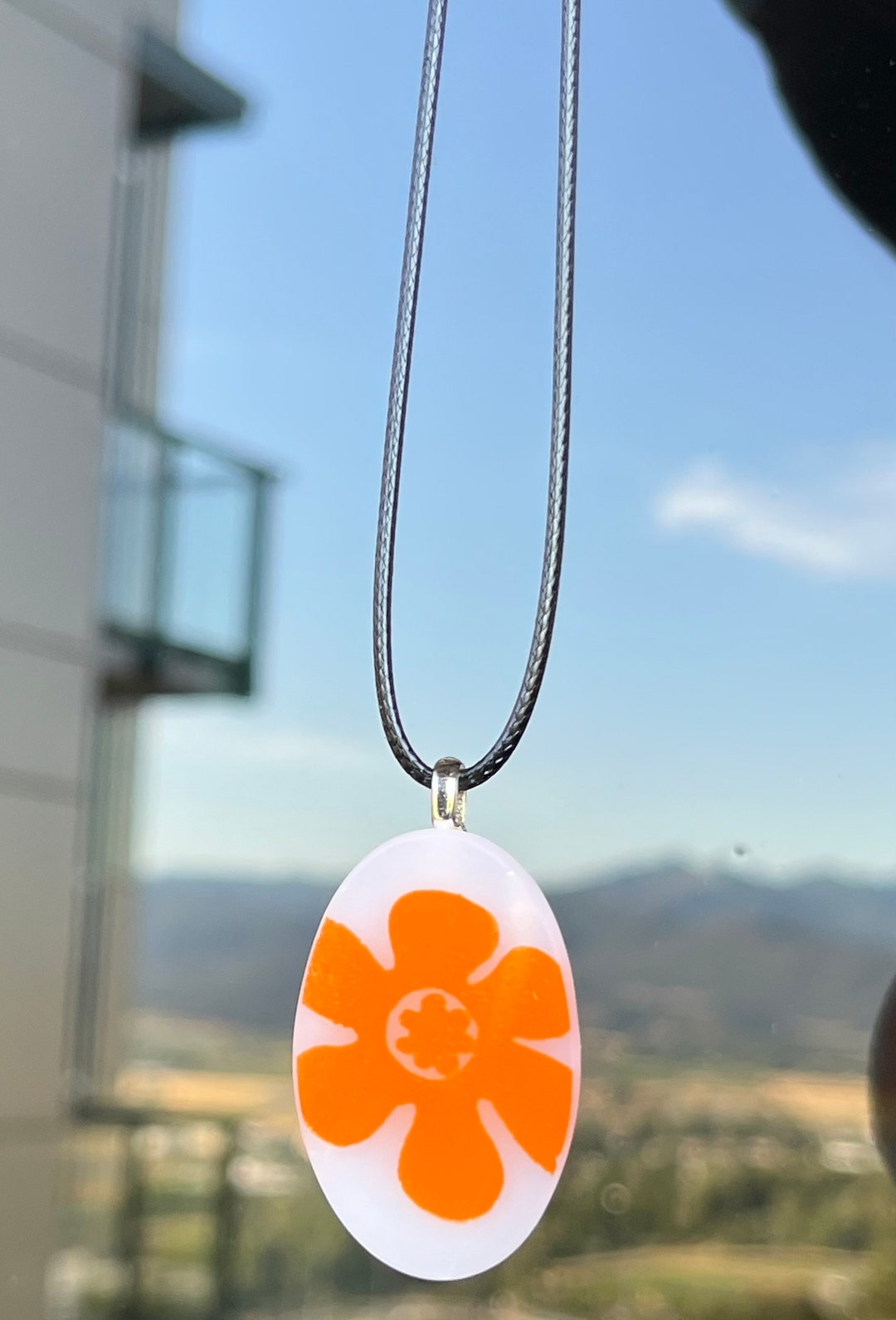 AGEE PYREX Daisy Chain Pendant - Etsy