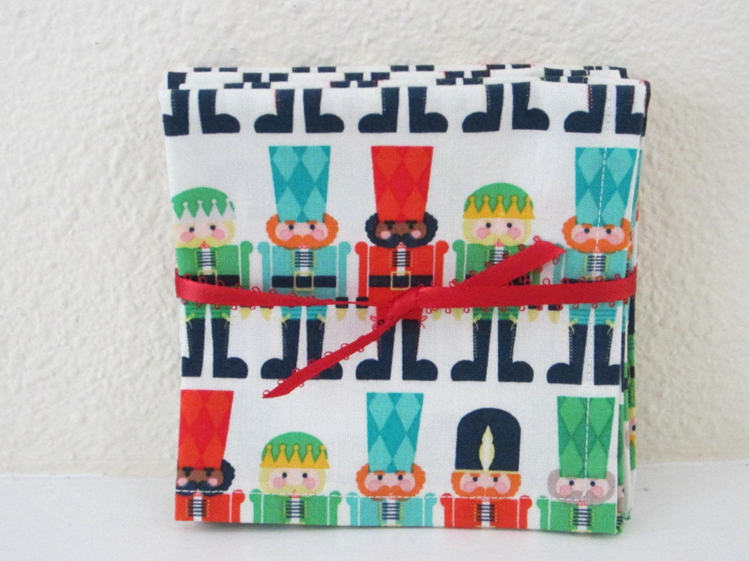 Christmas Hosting - Nutcracker Napkins - Set of 4 Cloth Napkins - for ...