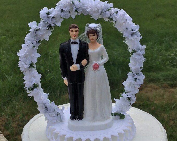 Wedding Cake Topper / Petite Size Cake Topper / Vintage Couple Topper ...