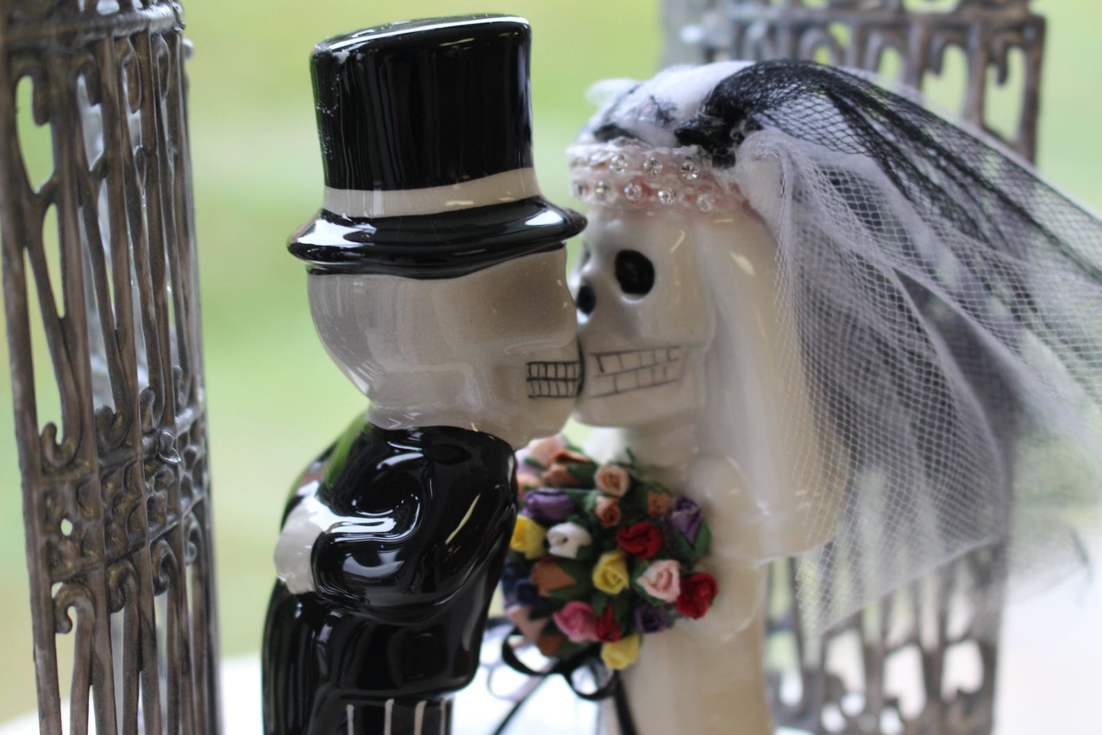 Bride and Groom Ghoul Cake Topper/ Skeleton Cake Topper/ | Etsy