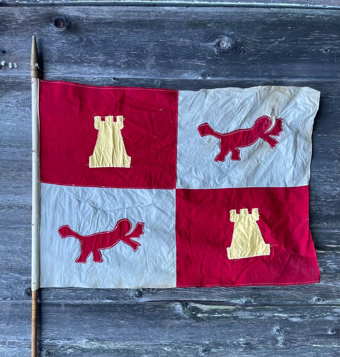 Very Nice Vintage Colonial Spanish Flag With Original Wooden Pole - Etsy