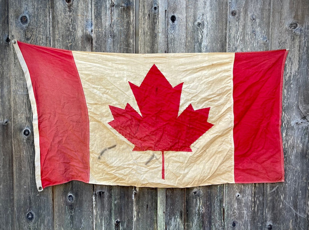 NICE Vintage Canadian Flag Nicely Faded Heavy Cotton Maple Leaf 5’x3 ...
