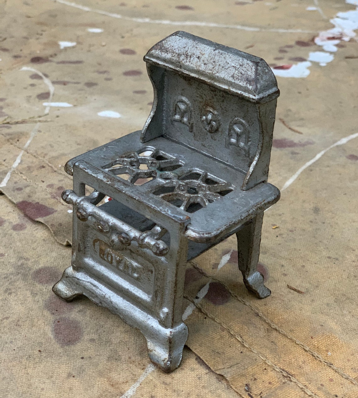 Cast Iron Royal Stove. Doll Size. Film Prop Photo Prop - Etsy