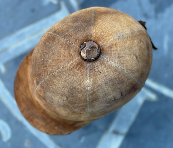 Vintage Equestrian riding cap velvet great patina - Gem