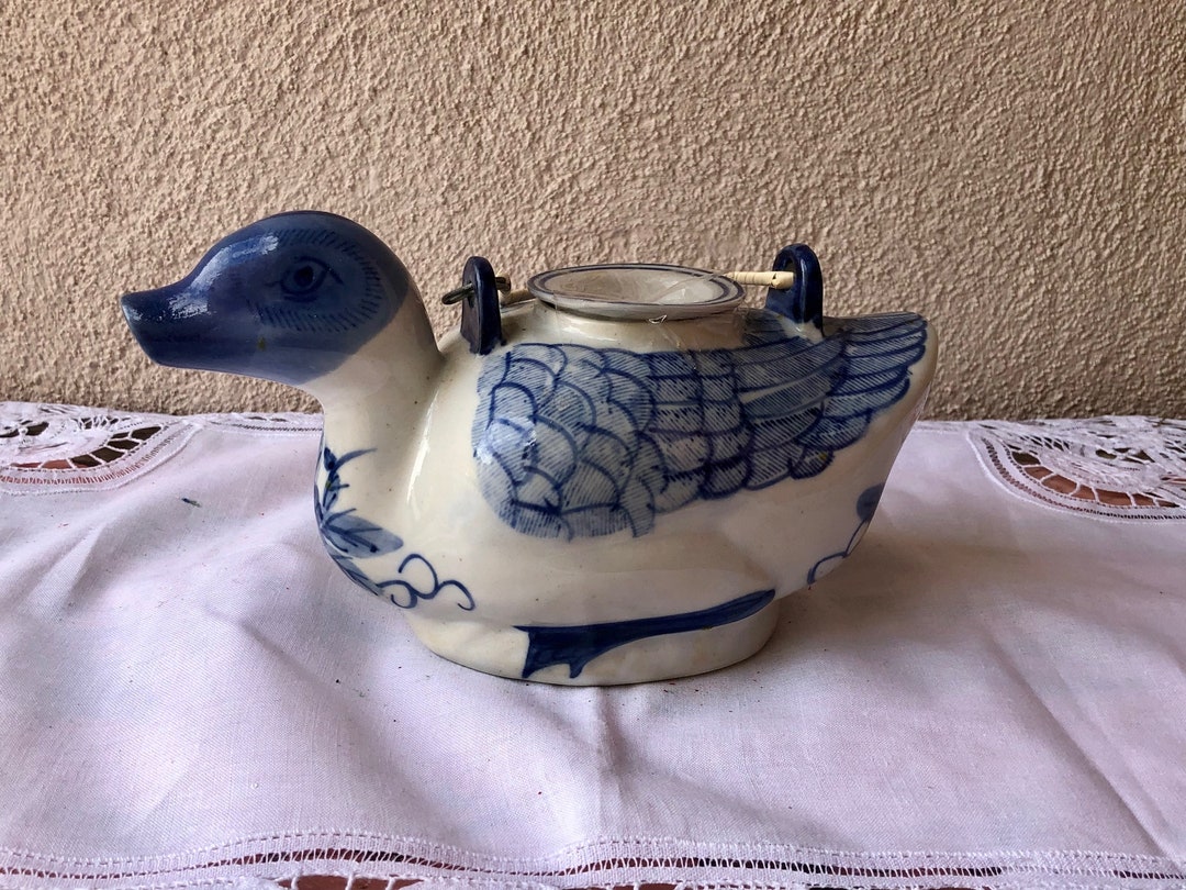 Chinese Porcelain DUCK Tea Pot - Hand Painted - Blue White - Vintage ...