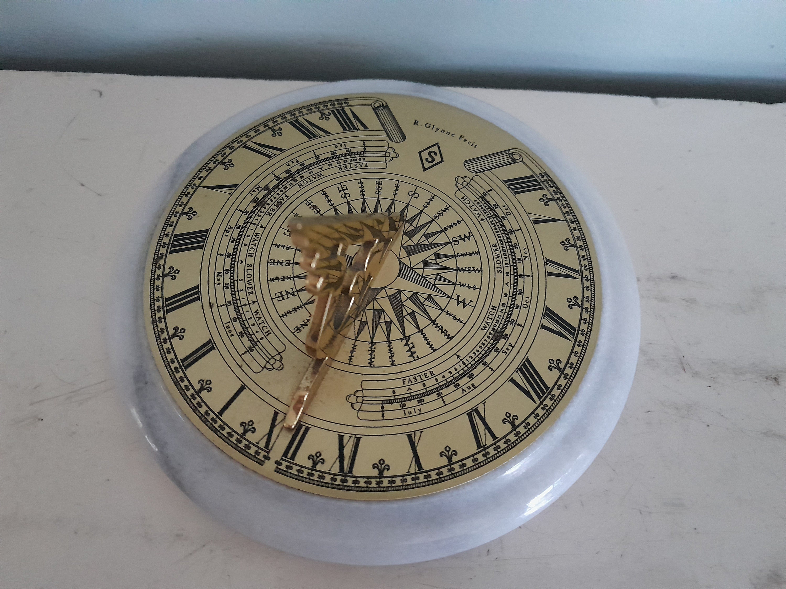 Vintage R Glynne Fecit Sundial by Authentic Models - Etsy
