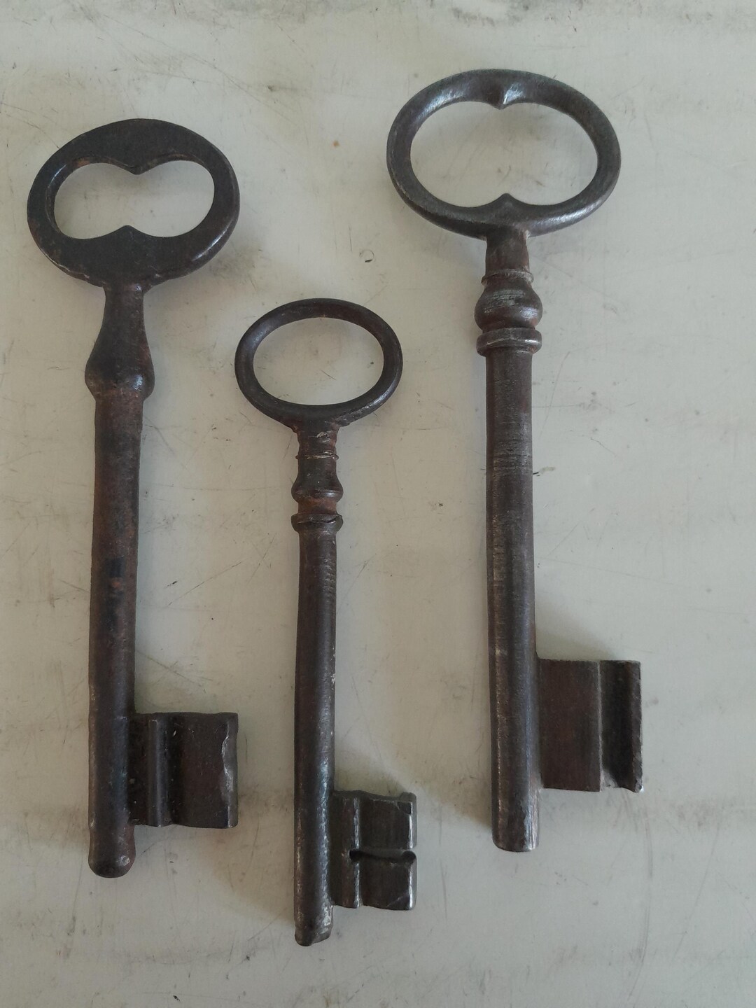 Antique Iron Keys - Set of 3 - France - Etsy