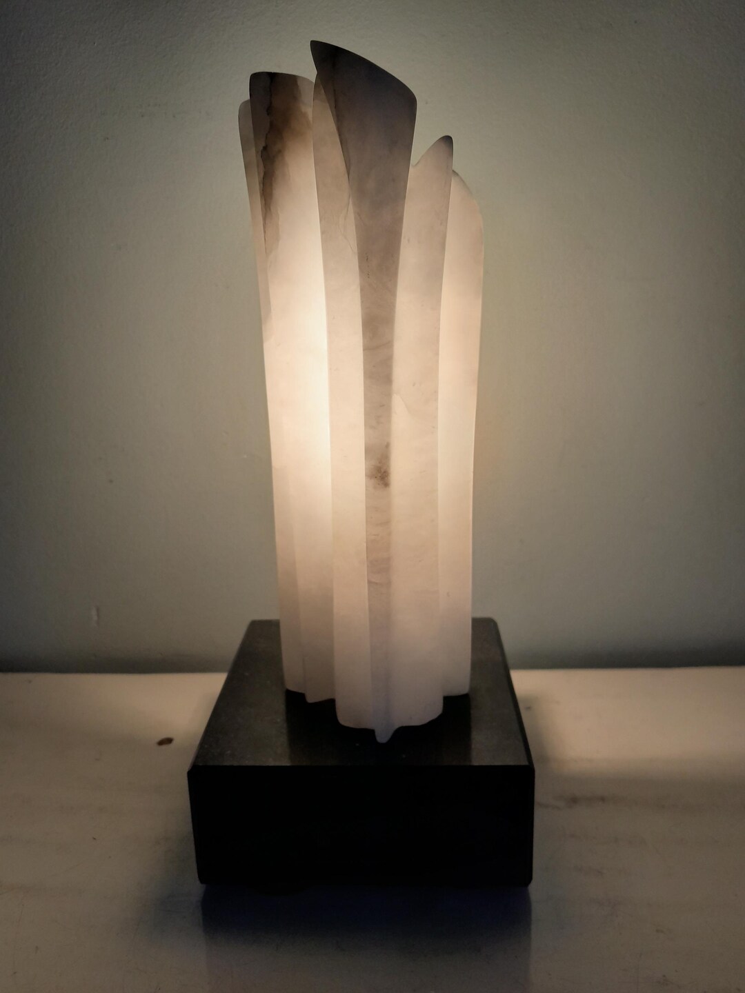Marble Selenite Table Lamp - Granit Base - Etsy