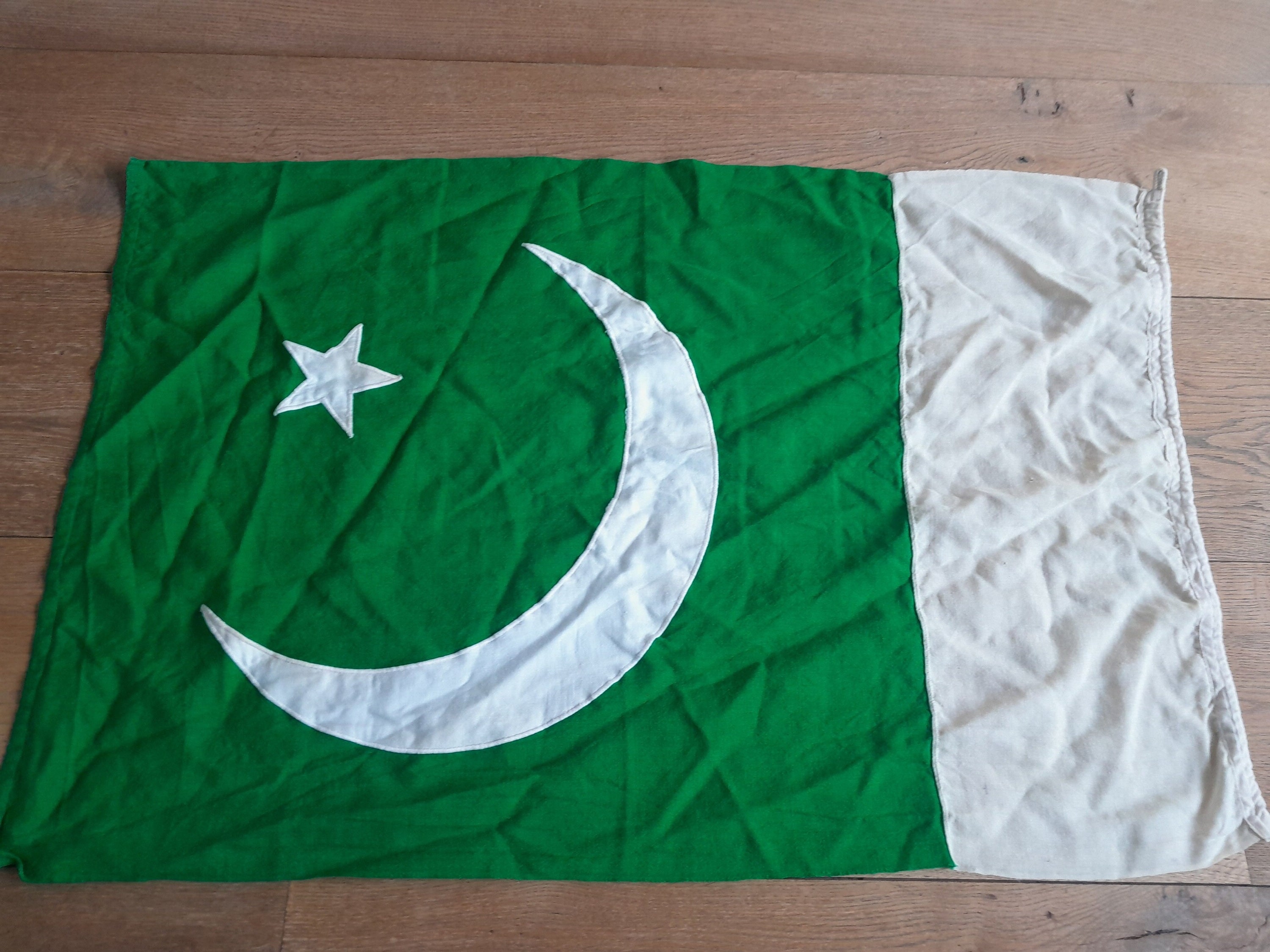 Vintage Flag of Pakistan - Etsy