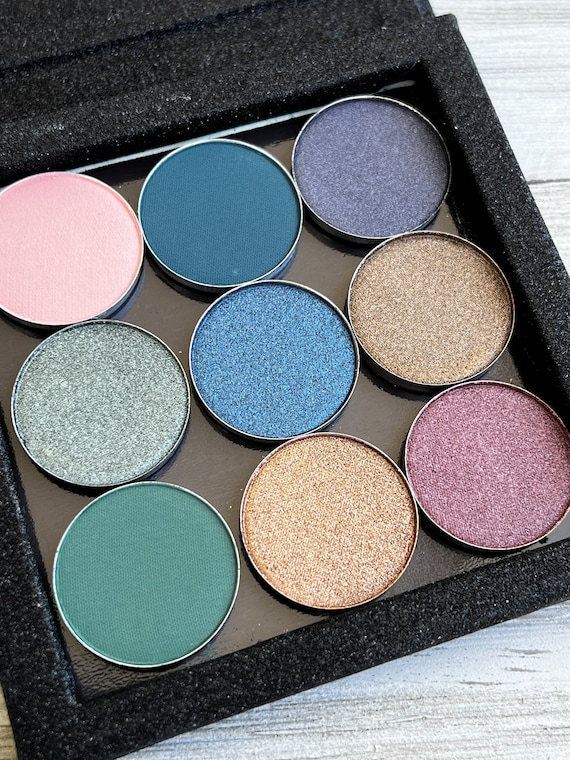 INTO THE FOREST Mineral Eyeshadow Palette 9 Eyeshadows in 26mm Pans Recyclable Magnetic Palette Vegan Etsy UK