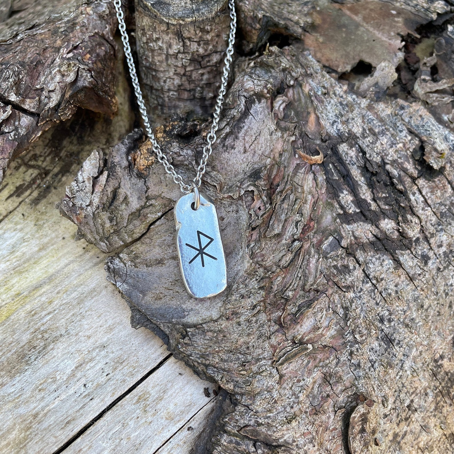 Love bind rune Viking pewter pendant Rune norse gebo | Etsy
