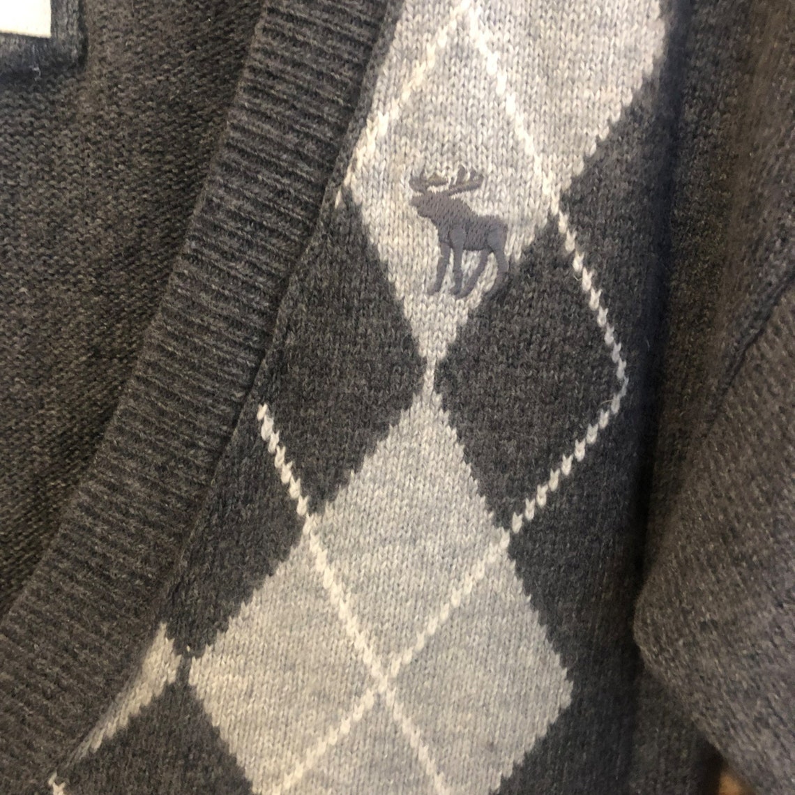 Abercrombie & Fitch Vtg V-neck Diamond Pattern 3/4 Sleeve Sweater ...