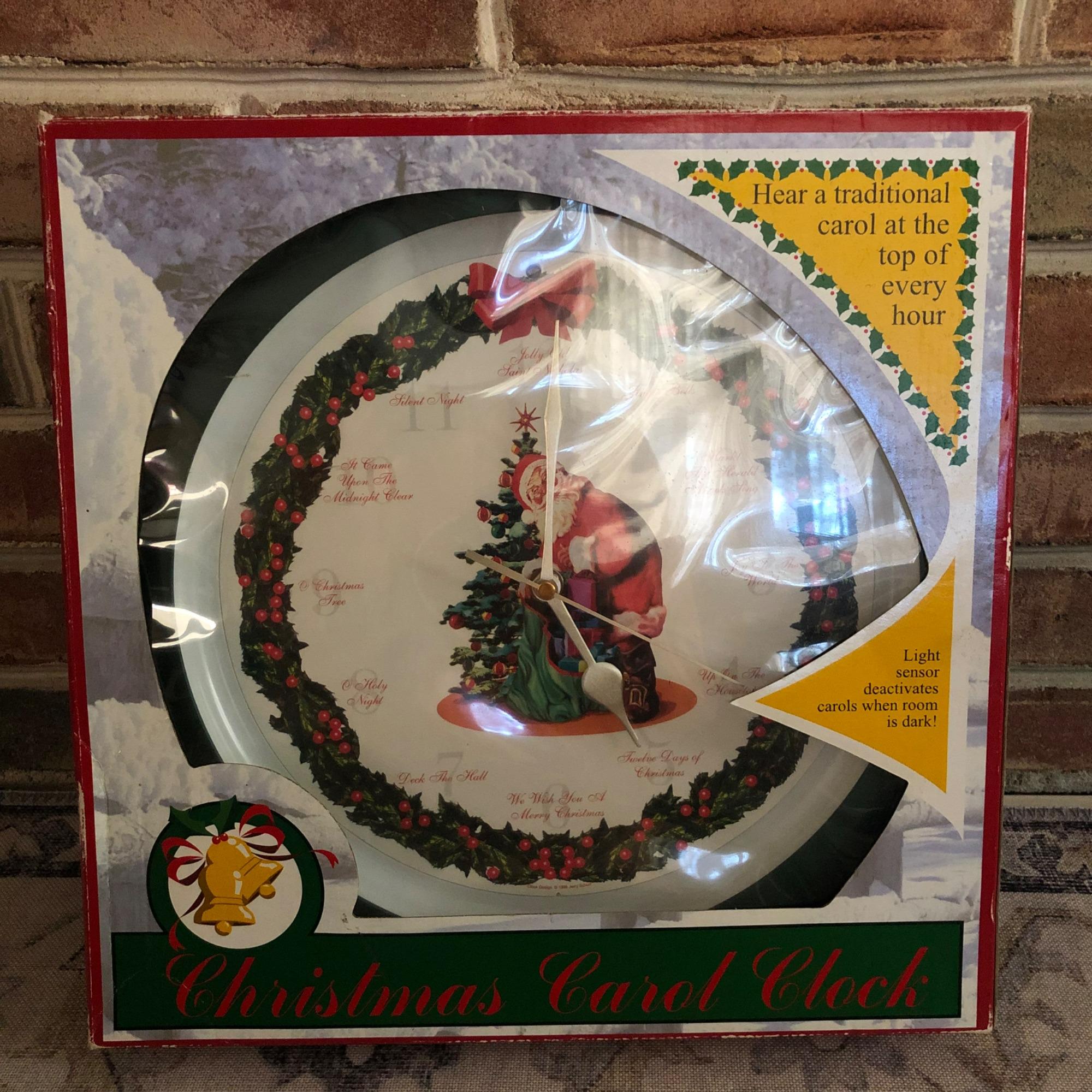Feldstein Christmas Carol Wall Clock W/santa Design & Light Sensor VTG ...