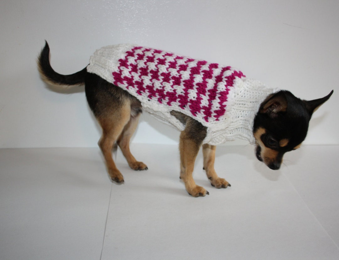 Small Dog Sweater Knitting Pattern Houndstooth Miniature Pet Jumper ...