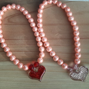 Little Girls Glitter Valentines Day Heart Pendant Bead Stretch Necklace ...