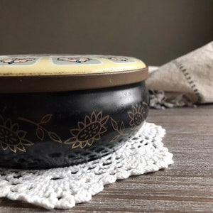 Vintage Metal Tin Box With Lid Floral Pink Flowers Round Tin - Etsy