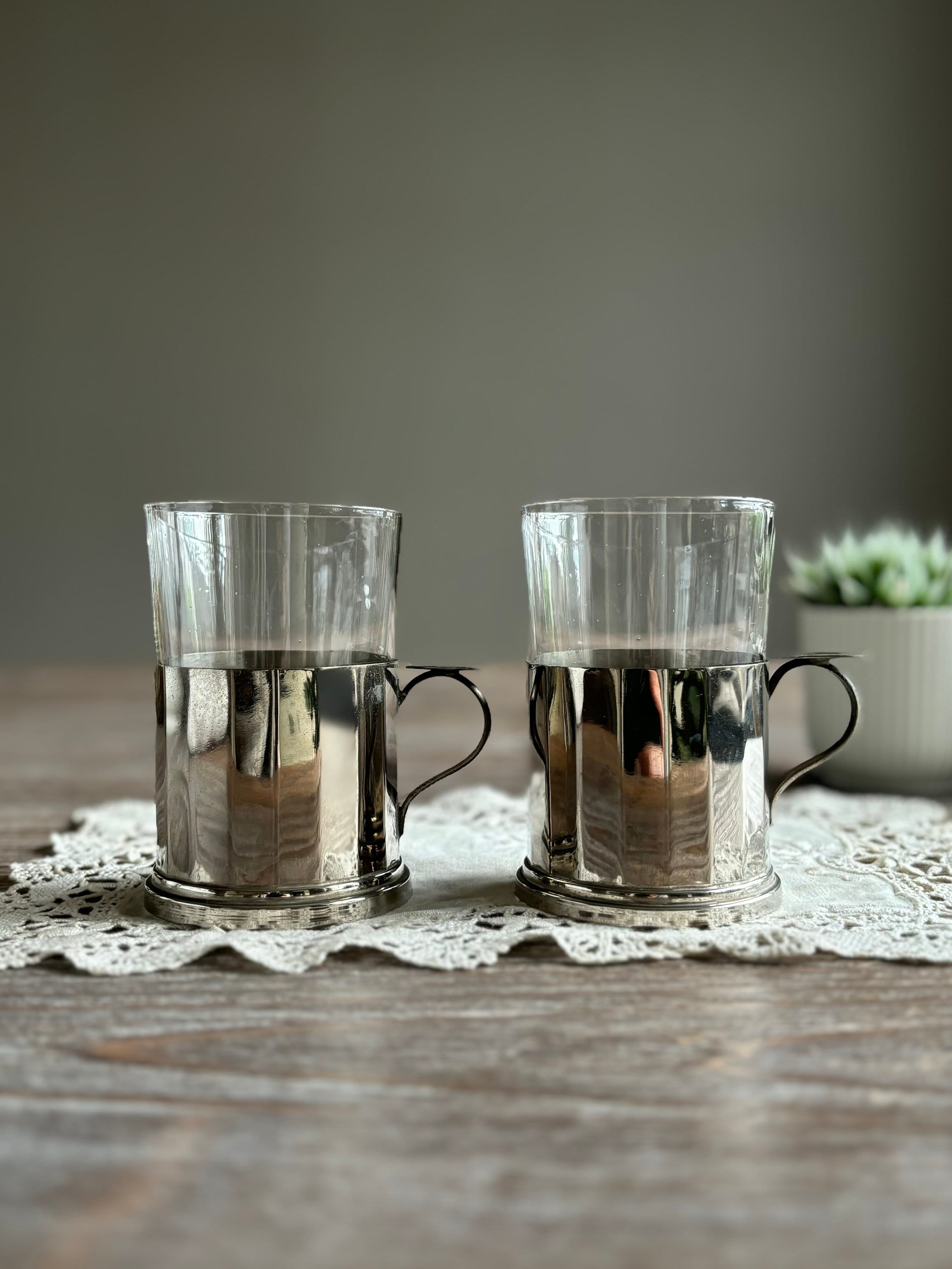 2 Vintage glasses in metal holder Metal cup holders Tea maker metalware Country Farmhouse mid century decor