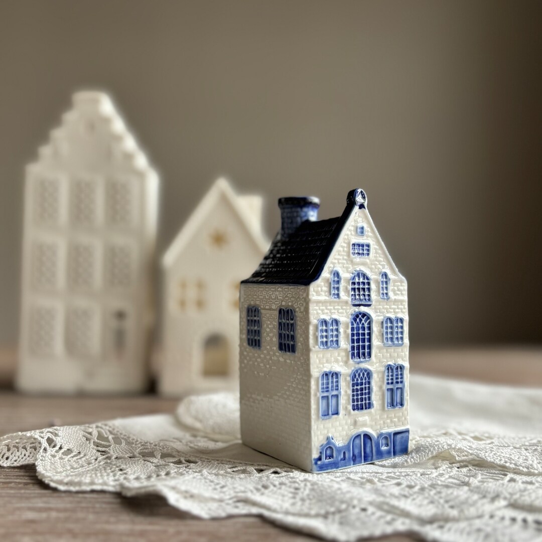Dutch Vintage Salt Shaker, Dutch House, Delft Blue Ceramic, Hand ...