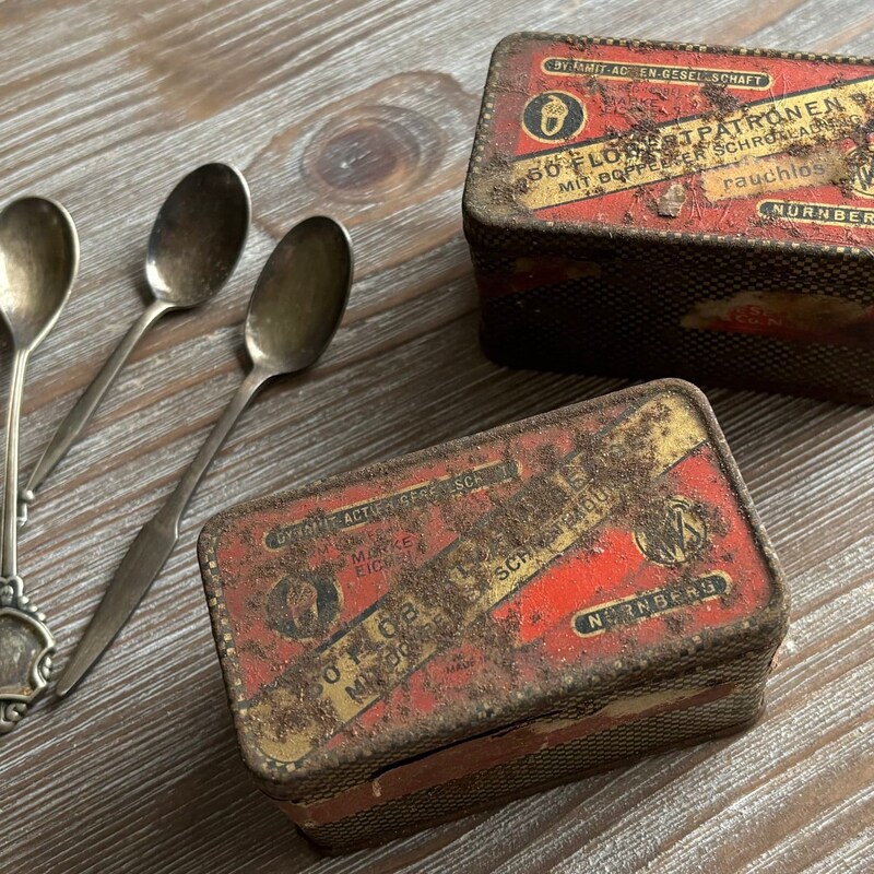 Old Tin Box - Etsy