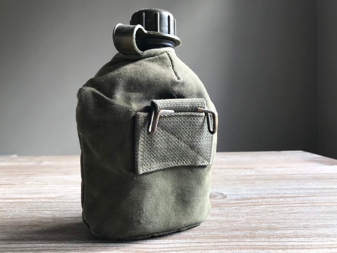 Vintage Flask, Army Green Plastic, Vintage Kitchenware, Retro Old Mid ...