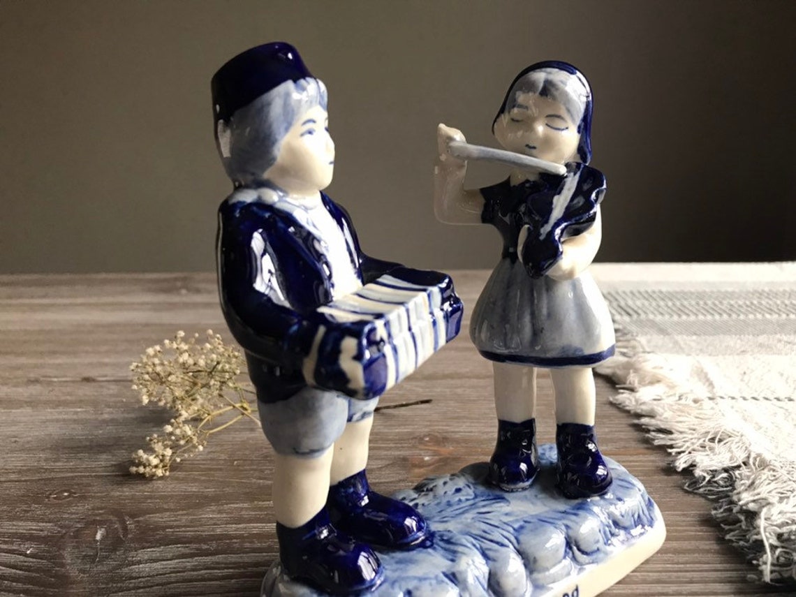 Adorable Vintage Figurine Dutch Delft Statuette Blue White - Etsy