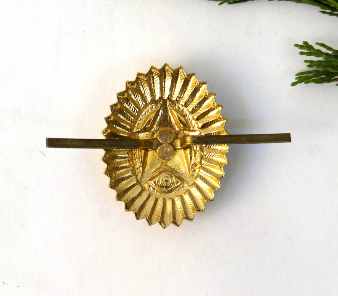Soviet Army hat badge Officers Red Star Pin Communist | Etsy