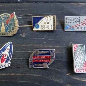 Soviet Space Program Enamel Pinback Button Cosmos Spaceship Vostok 3 ...
