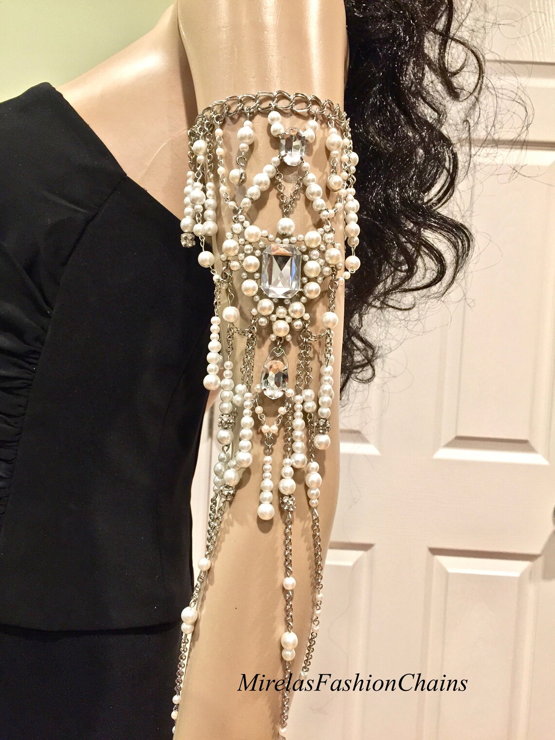 White Pearl Armband Luxurious Handmade Upper Arm Bracelet - Etsy